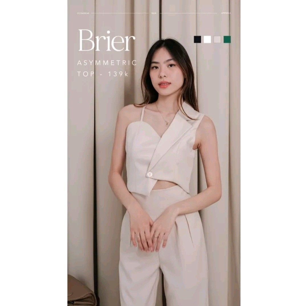 Ocha wear brier crop top, Fesyen Wanita, Pakaian Wanita, Atasan di ...