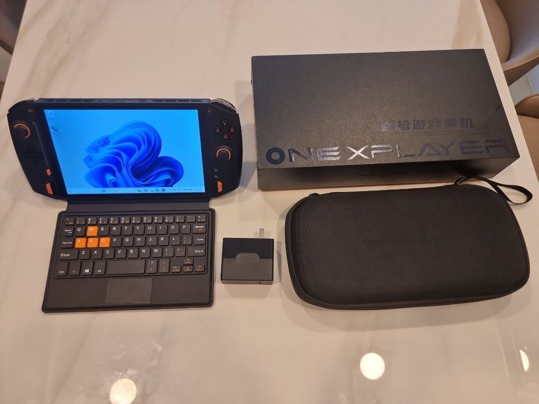 OneXPlayer 1S (i7-1195G7, 16GB Ram, 1TB NVMe SSD, 8.4 inches screen ...