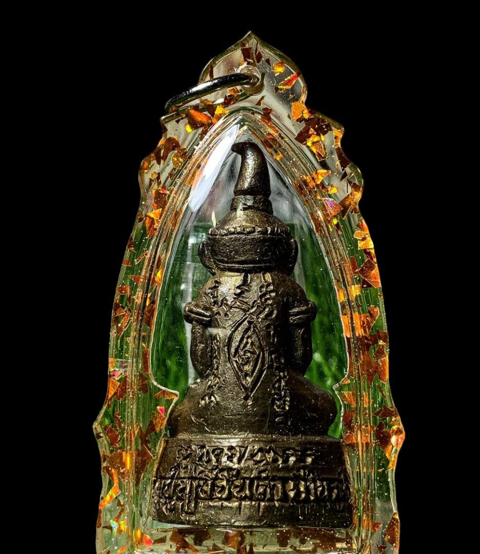 Phra Ngan Ta Daeng Roop Lor BE2563 By Ajarn Nut Thai Amulet, Hobbies ...
