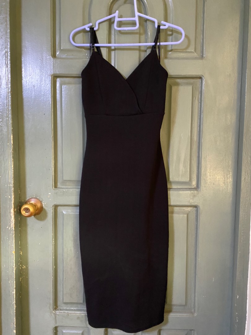 Plain black body fit dress, Women's Fashion, Dresses & Sets, Dresses on ...