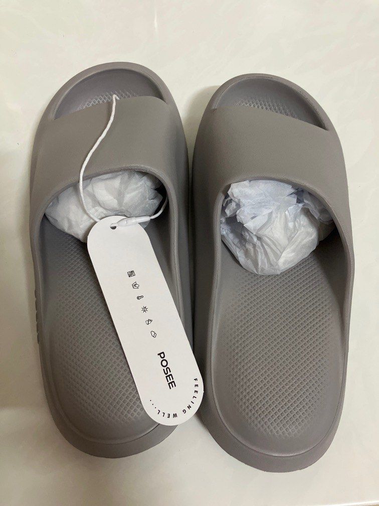 POSEE thick slides, Men's Fashion, Footwear, Flipflops and Slides on ...