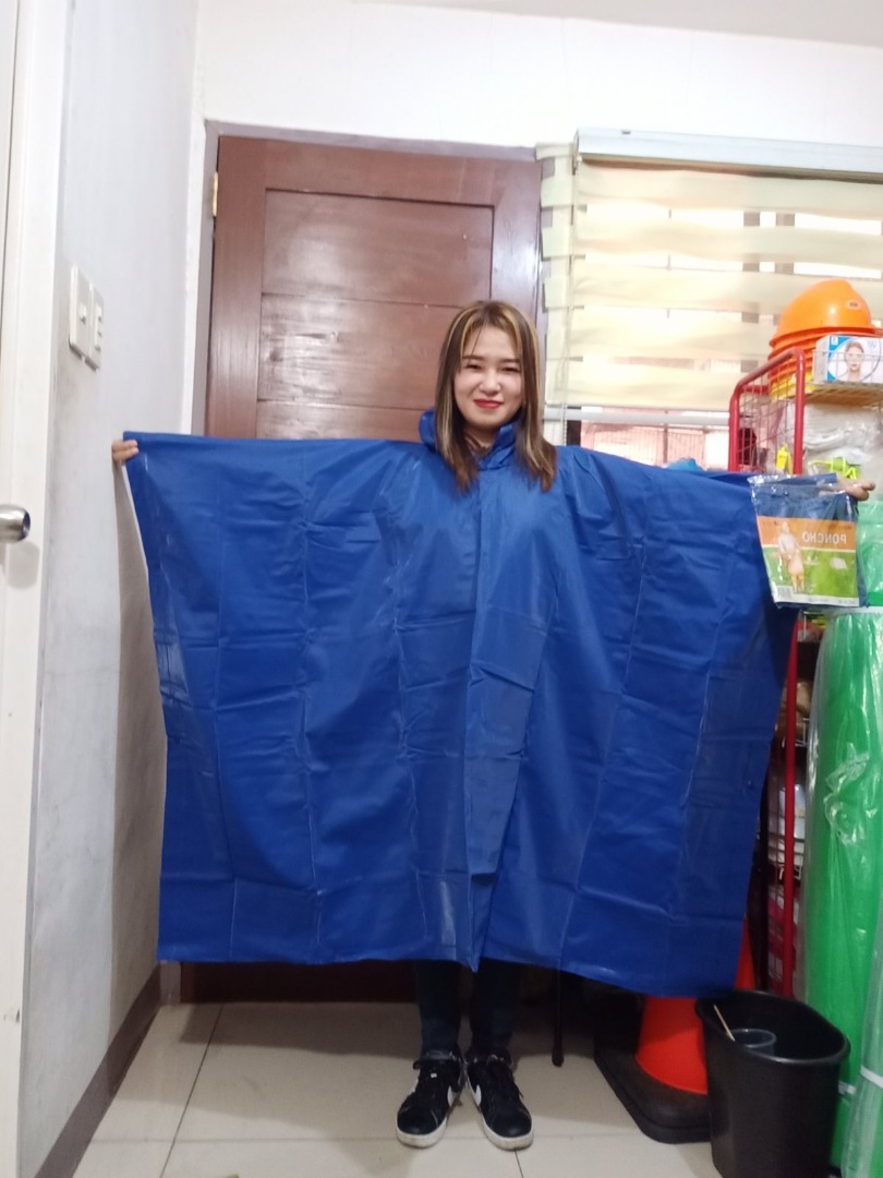 RAINCOAT PONCHO, Men's Fashion, Coats, Jackets and Outerwear on Carousell