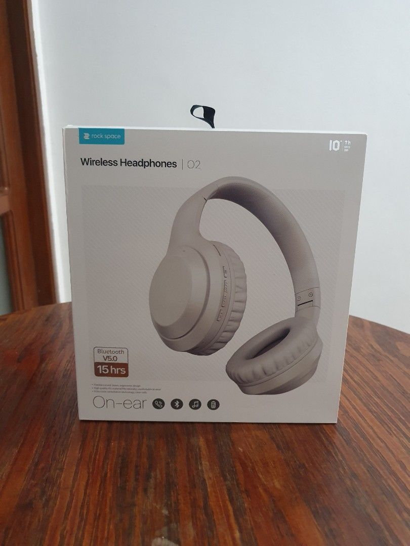 Rockspace Wireless Headphones 02, Audio, Headphones & Headsets on Carousell