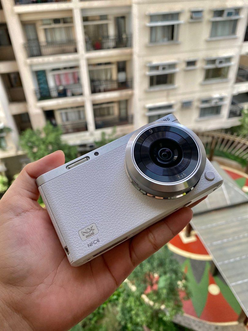 SAMSUNG NX MINI MIRRORLESS CAMERA, Photography, Cameras on Carousell