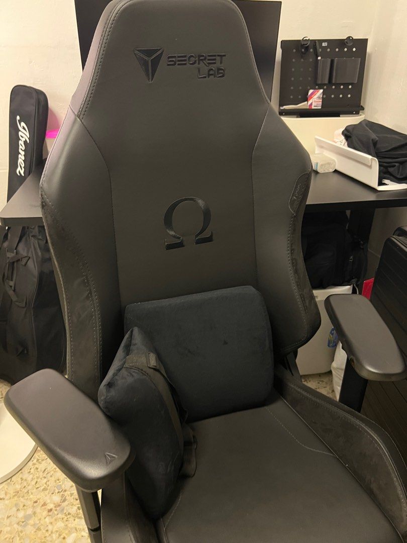 Secret Lab Gaming Chair, Furniture & Home Living, Furniture, Chairs on ...