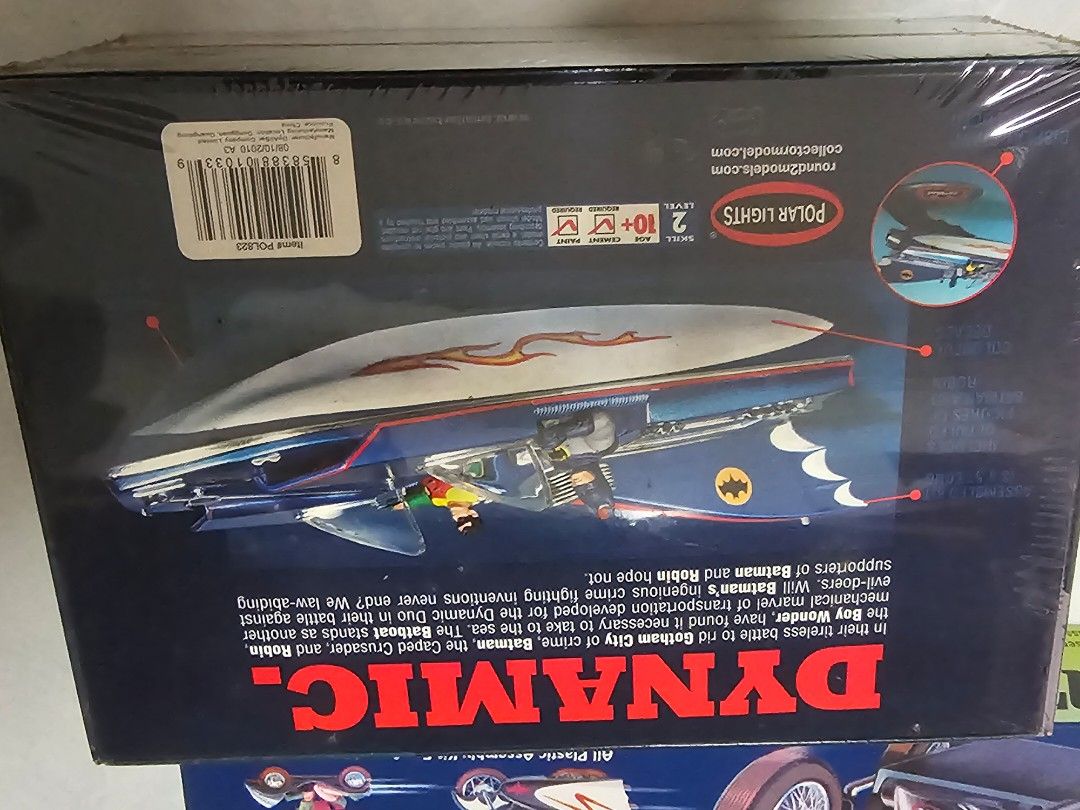 [Set] Polar lights batboat and batcycle model kit, Hobbies & Toys, Toys ...
