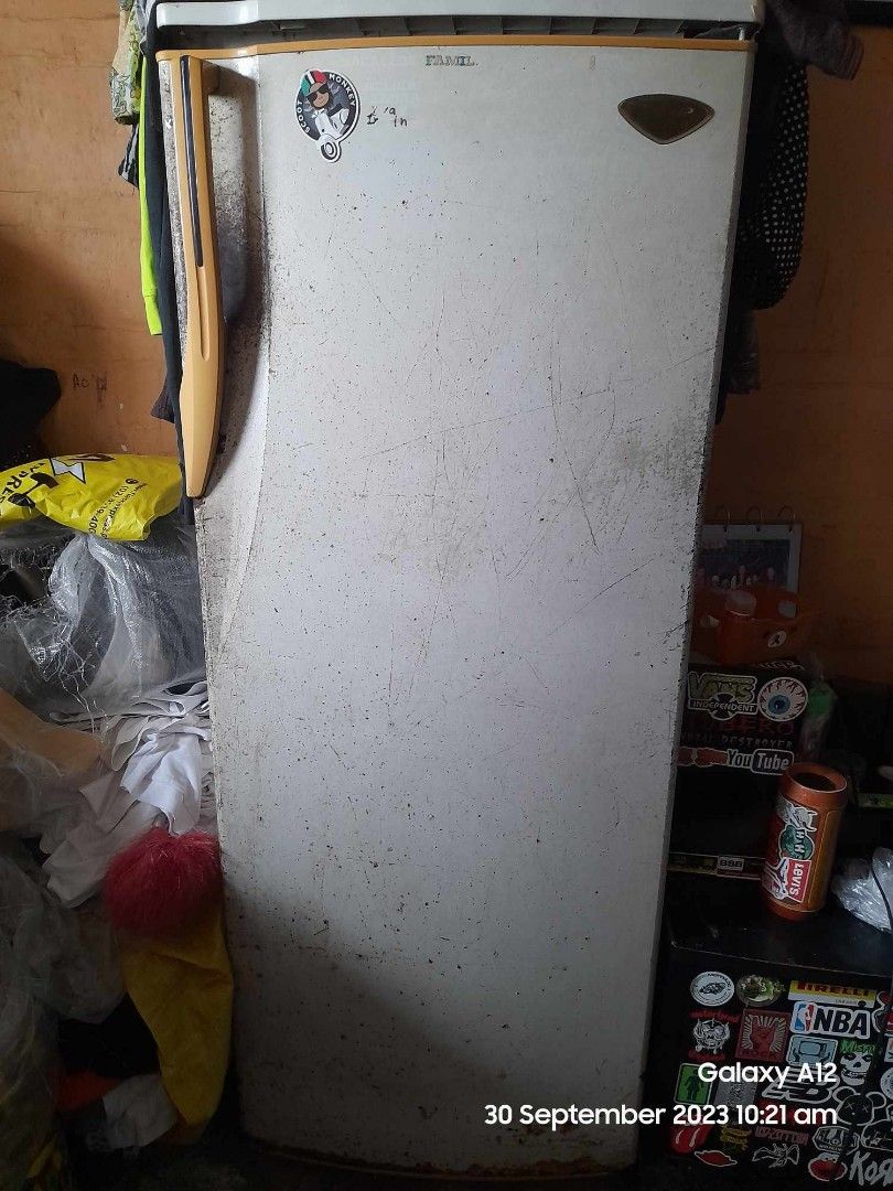 sharp ref, TV & Home Appliances, Kitchen Appliances, Refrigerators and ...