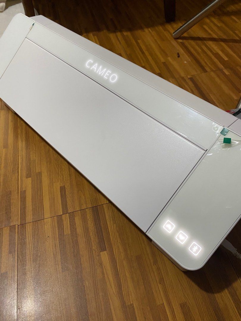 NEGO Silhouette Cameo 4 FREEBIES, Computers & Tech, Printers, Scanners ...