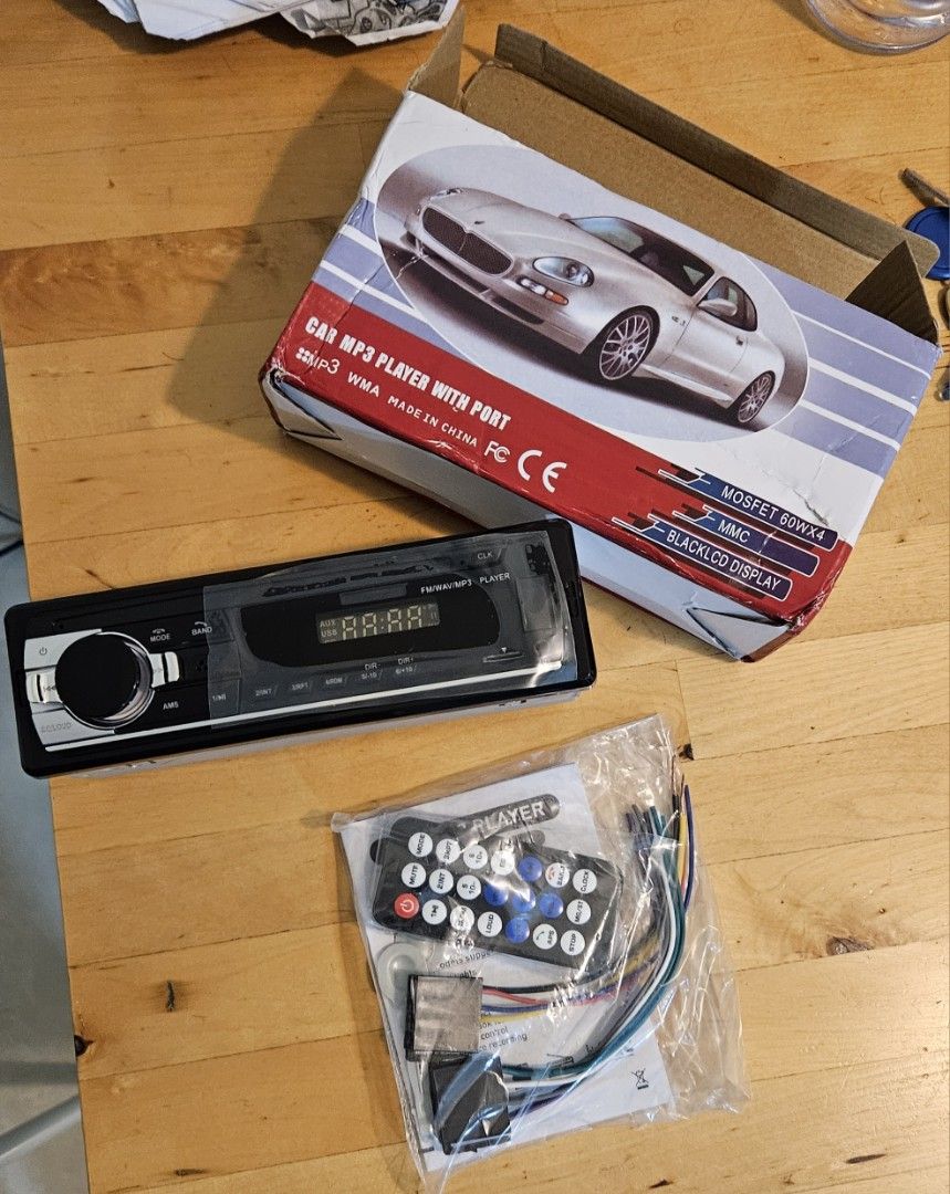 Single Din Bluetooth Radio Head Unit - Brand New., Car Accessories ...