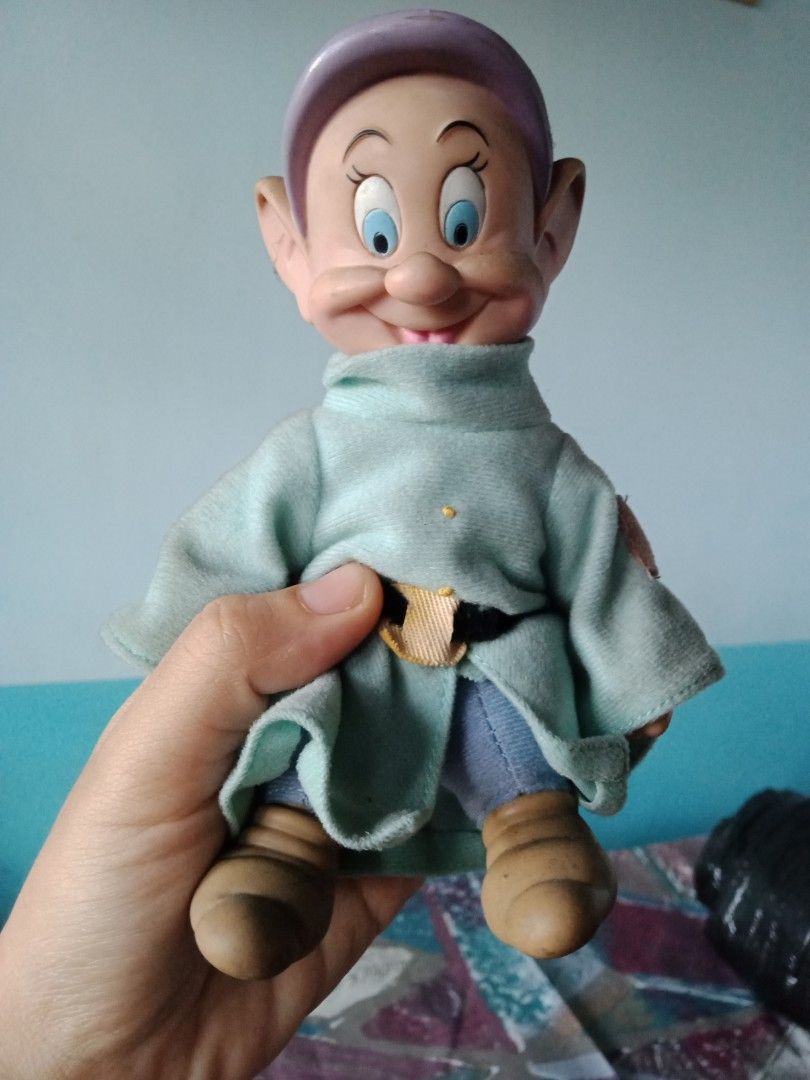 Snow White Dwarves Collection Disney Merchandise, Hobbies & Toys ...