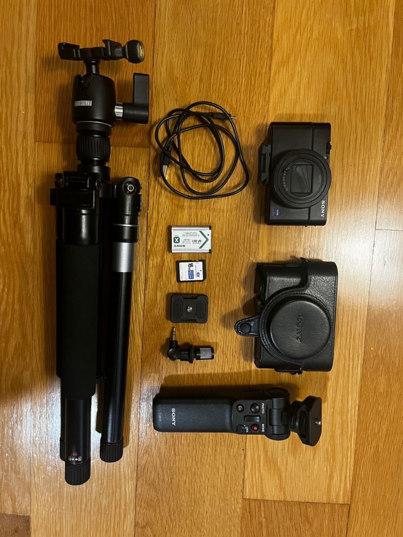 Sony RX100 VII Compact Camera FULL SET + Free gifts, Photography ...