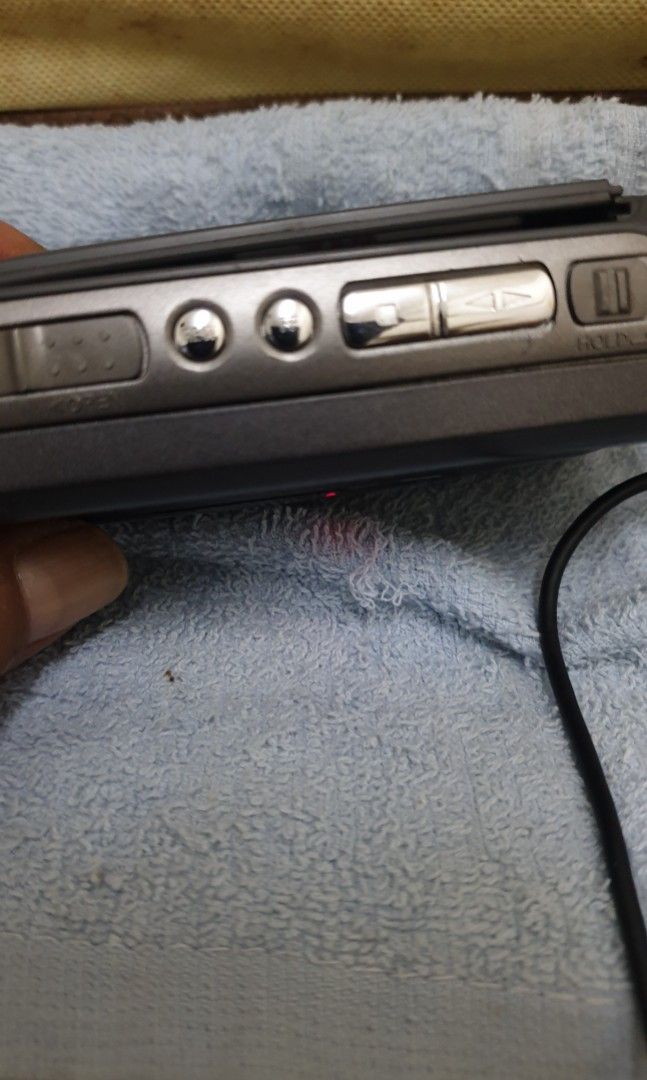 Sony WalkMan WM-FX509 MEGA BASS, Audio, Portable Music Players on Carousell