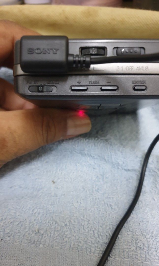 Sony WalkMan WM-FX509 MEGA BASS, Audio, Portable Music Players on Carousell