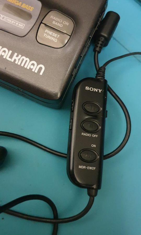 Sony WalkMan WM-FX509 MEGA BASS, Audio, Portable Music Players on Carousell