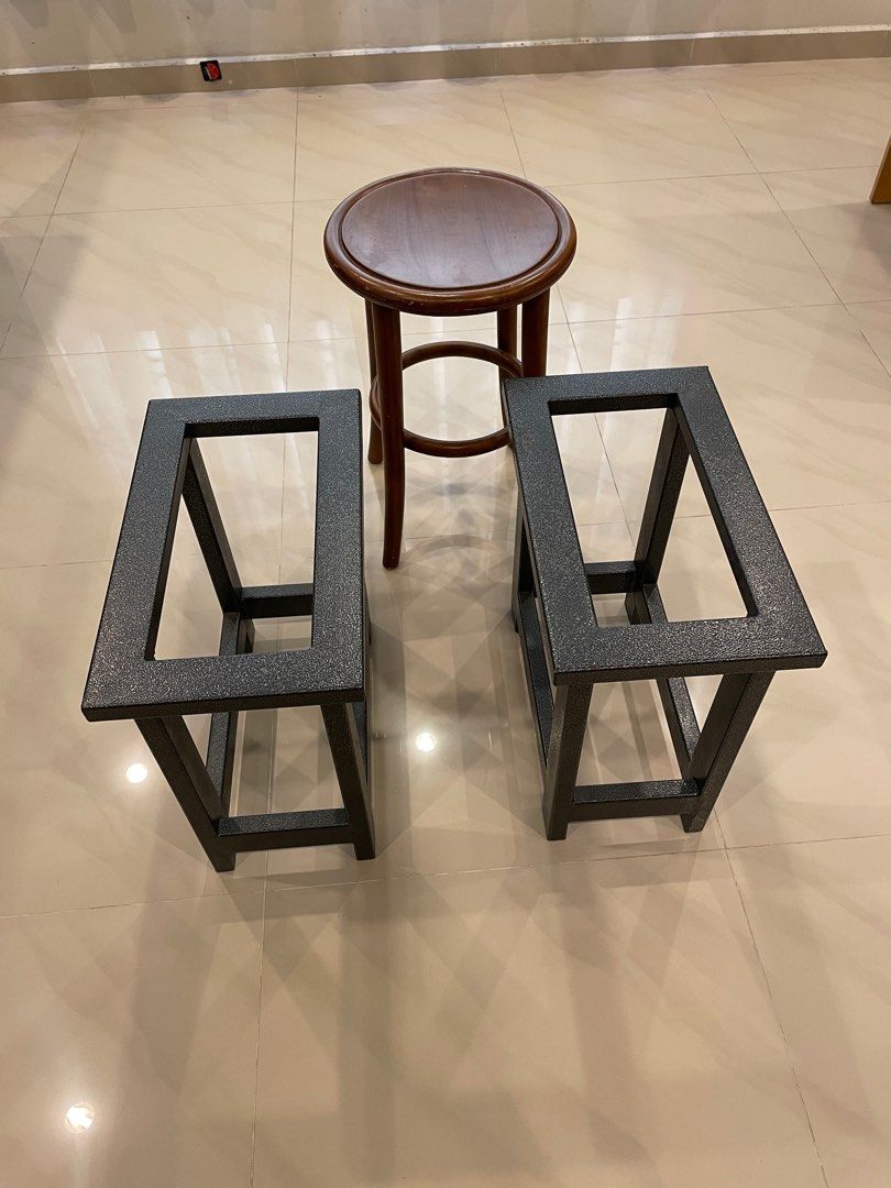 Speaker boxes with metal stands, Audio, Soundbars, Speakers ...