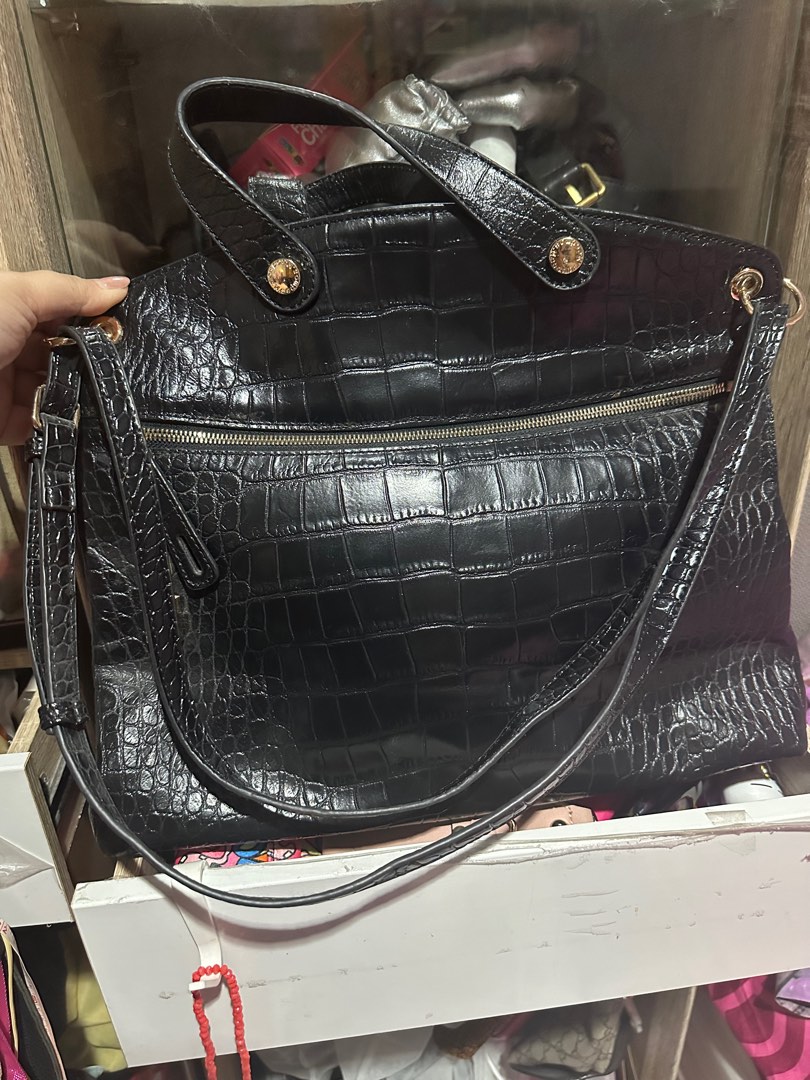 Tas kulit croco piper look like, Fesyen Wanita, Tas & Dompet di Carousell