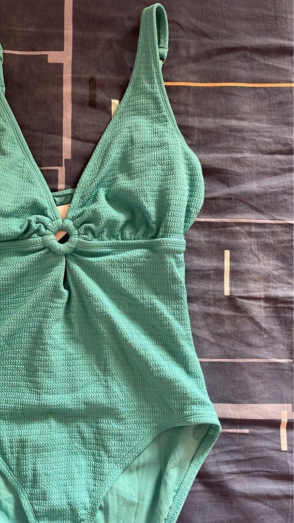 Time and Tru One Piece Swimsuit, Women's Fashion, Swimwear, Bikinis ...