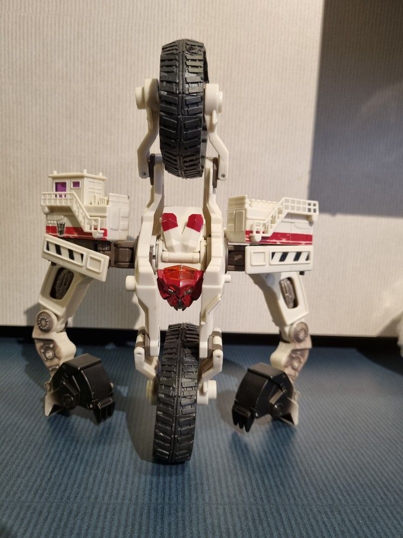 Transformers ROTF Shanghai-Attack Demolisher (Takara release), Hobbies ...