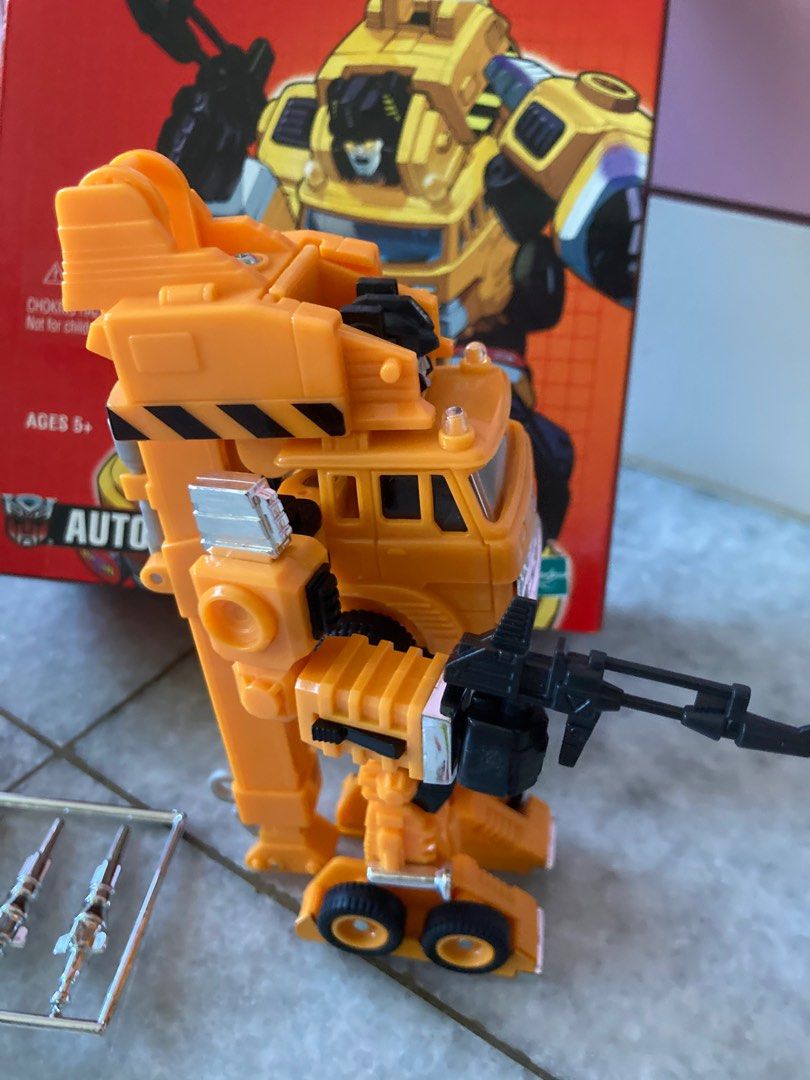 Transformers Vintage G1 Commemorative Series VI Autobot Grapple, Hobbies & Toys, Toys & Games on ...