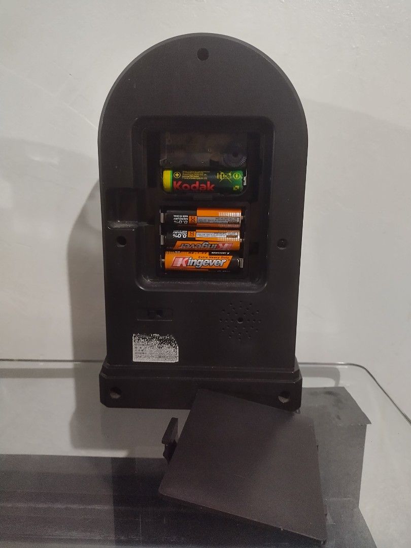 Twinbird Table Clock that Chimes Hourly, Furniture & Home Living, Home ...