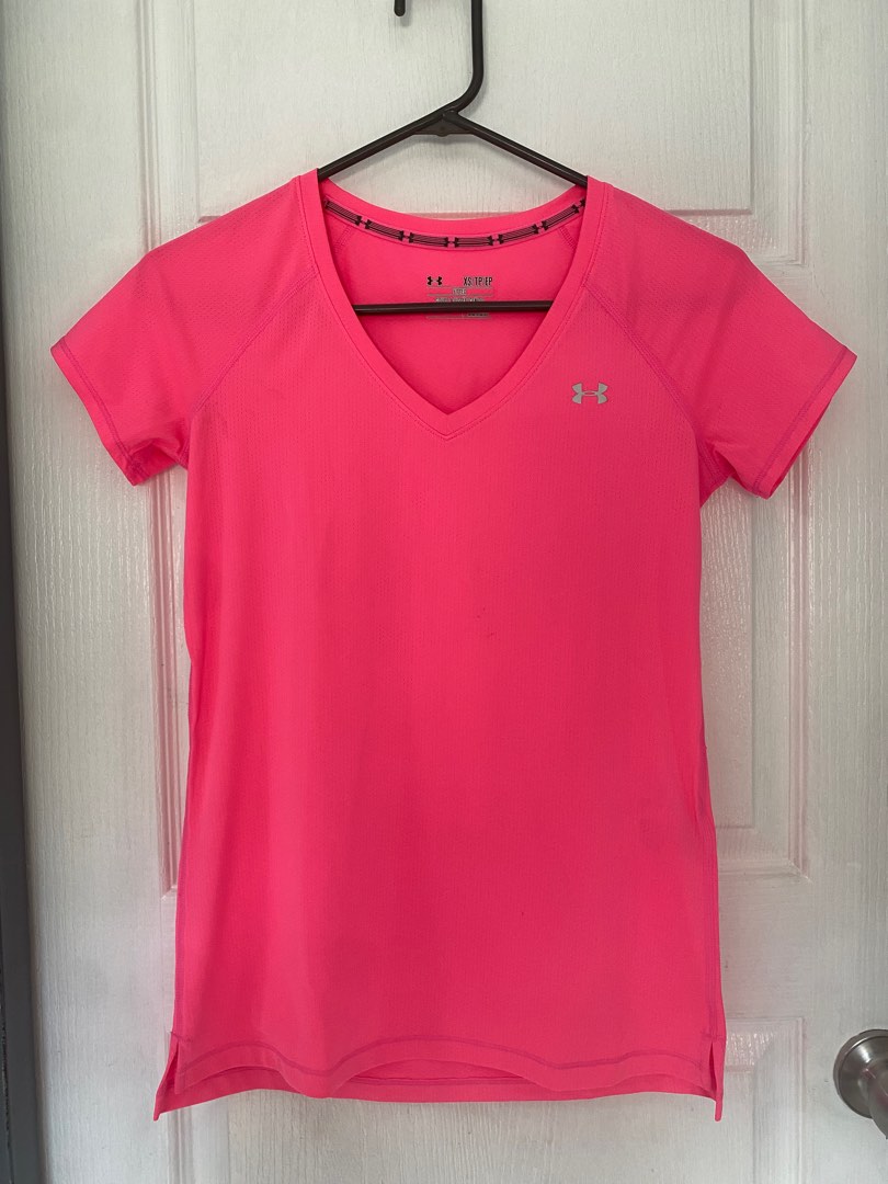 Under Armor, Women's Fashion, Activewear on Carousell