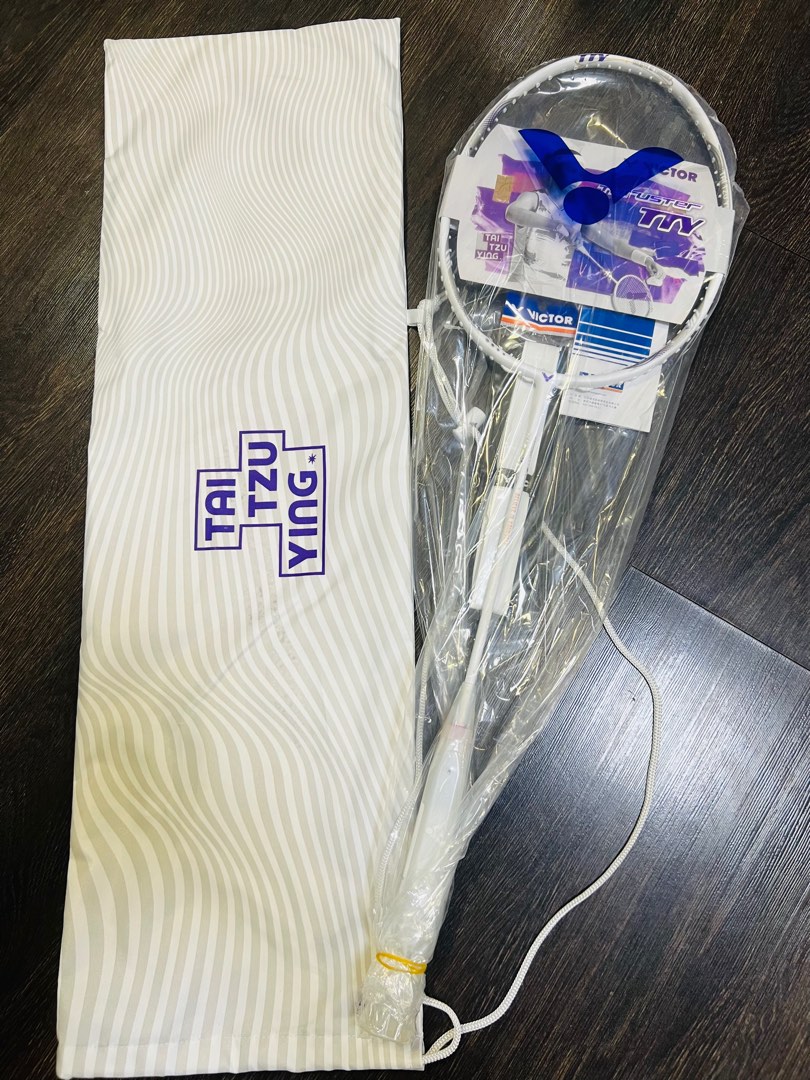 Victor Thruster TTY, Sports Equipment, Sports & Games, Racket & Ball ...