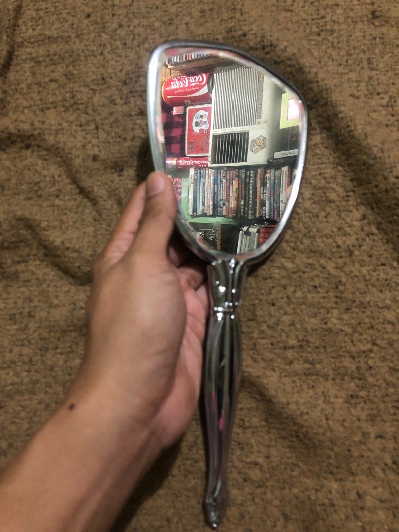 Vintage japan metal hand mirror, Hobbies & Toys, Memorabilia ...