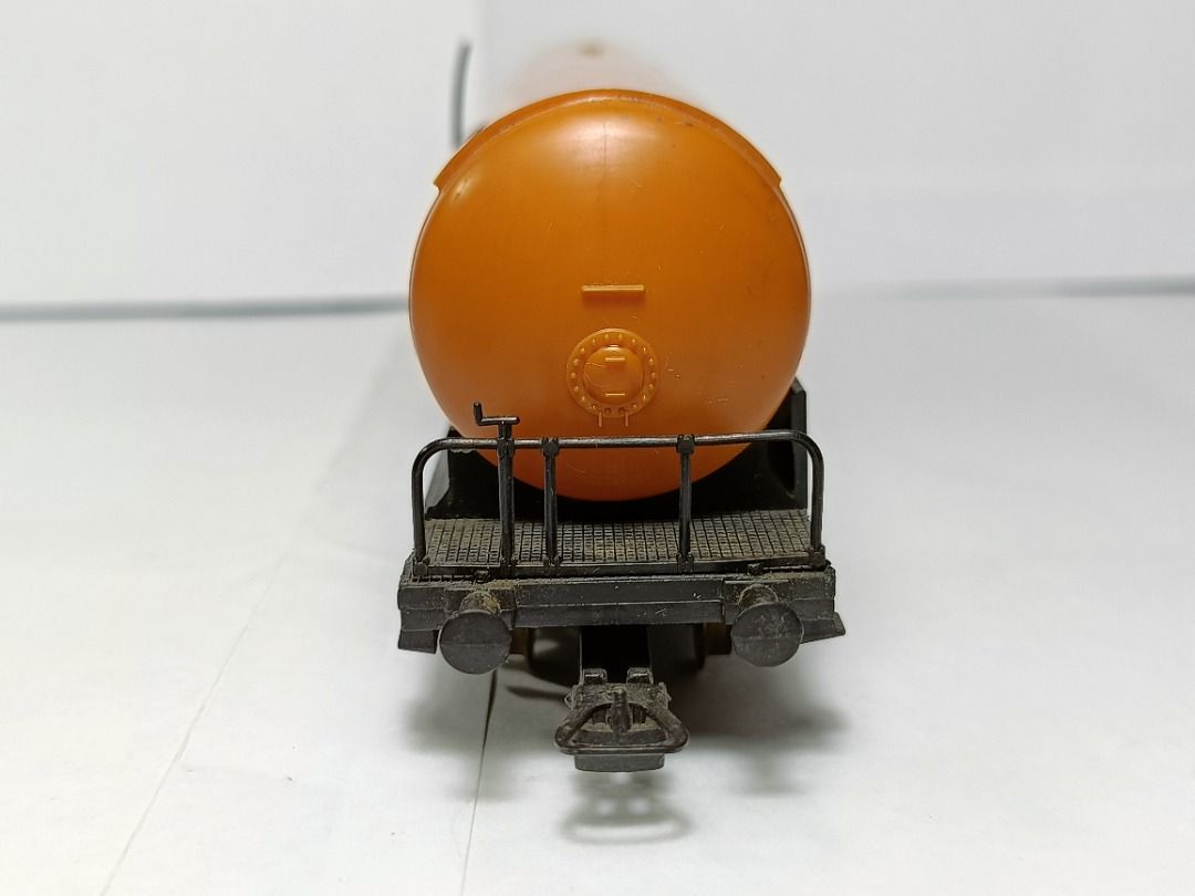 Vtg LIMA(Italy) Locomotive Train Shellgas Tanker Carriage, Furniture ...