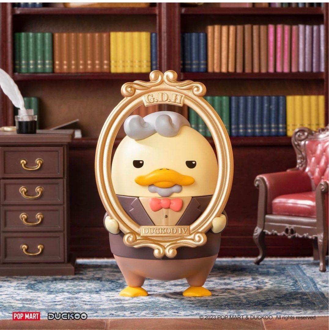 WTT WTS Authentic Popmart Duckoo the grand hotel Sunbed / suitcase kid ...