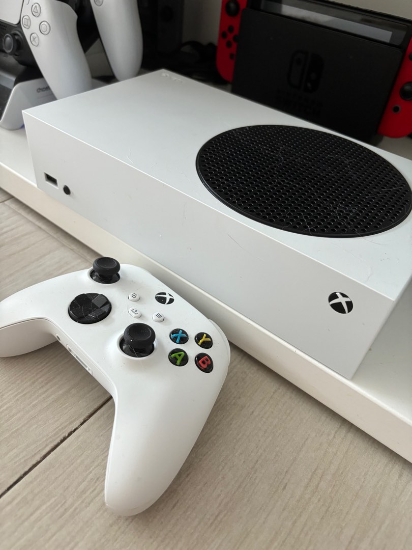 Xbox Series S, Video Gaming, Video Game Consoles, Xbox on Carousell
