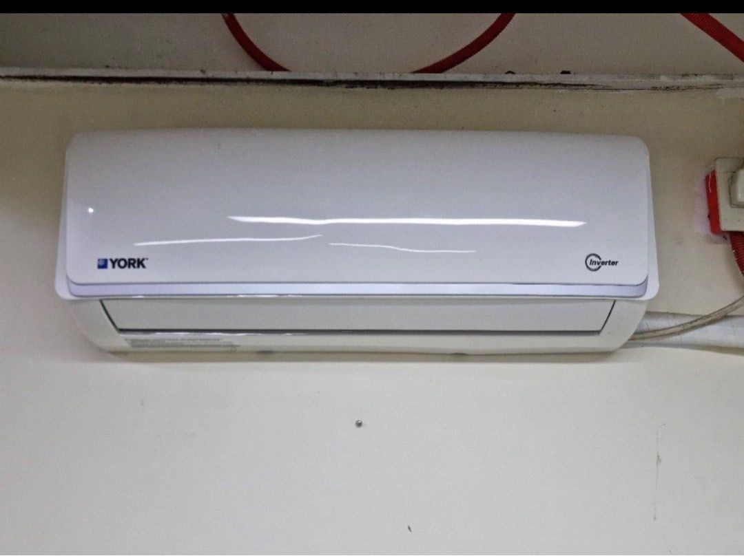 York Split type aircon, TV & Home Appliances, Air Conditioning and ...