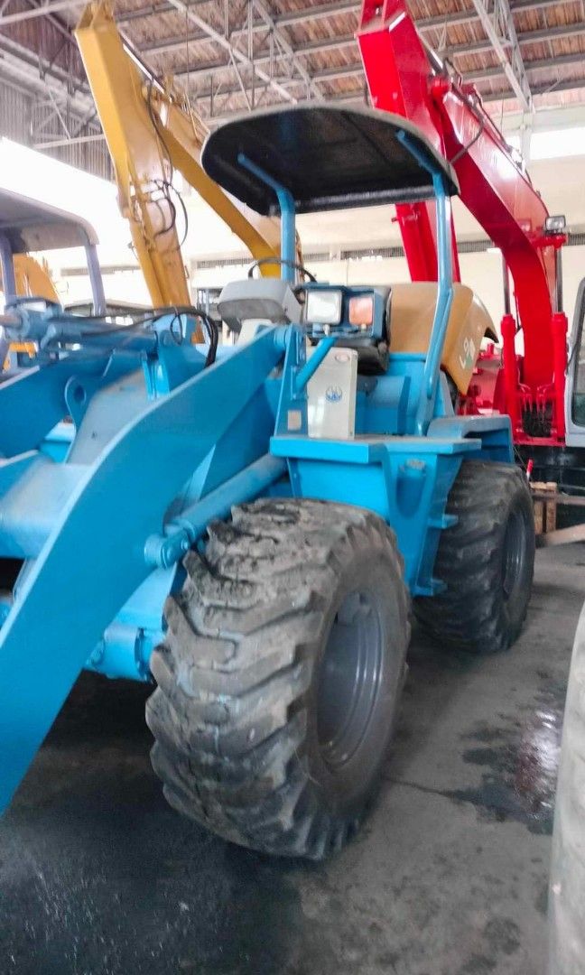 1 CUBIC LOADER TCM L9 Japan surplus, Commercial & Industrial, Construction Tools & Equipment on ...
