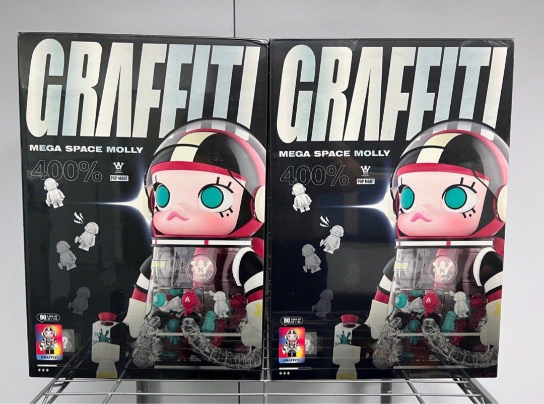 [2 READY STOCK] MOLLY 400% GRAFFITI POPMART, Hobbies & Toys, Toys ...