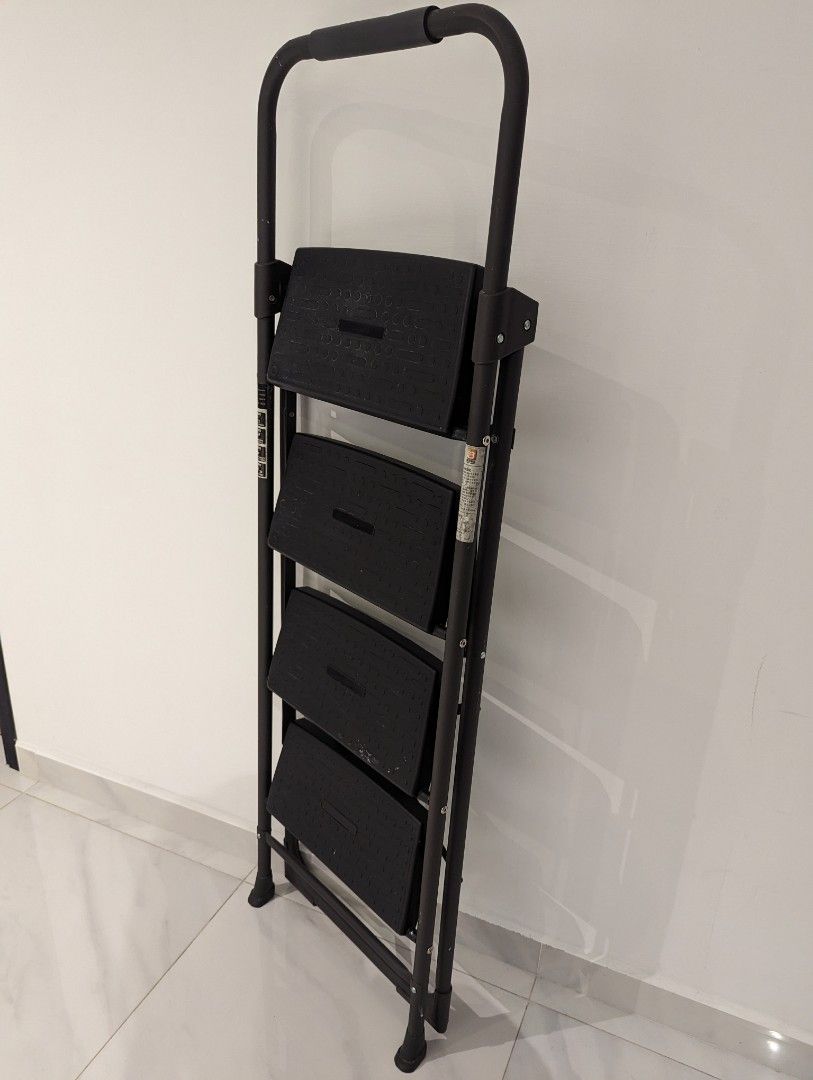 4 Steps Carbon Steel Pipe Slim Ladder, Furniture & Home Living, Home ...