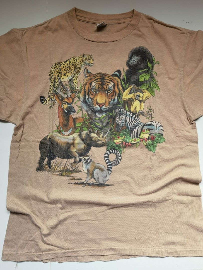 Vintage Animals tee, Men's Fashion, Tops & Sets, Tshirts & Polo Shirts ...