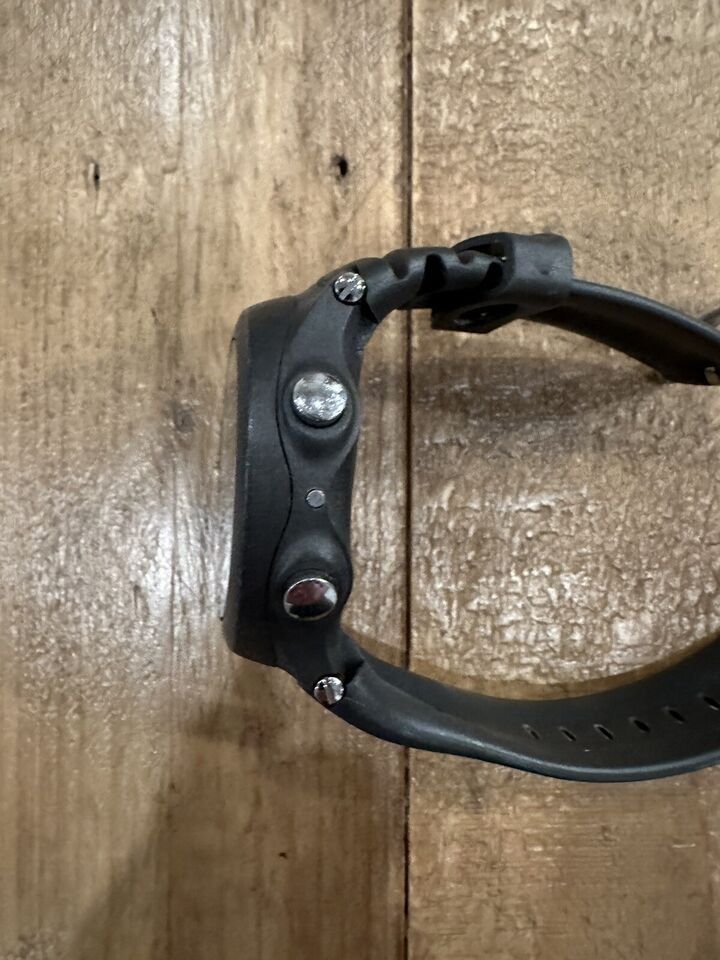 Aeris Manta Dive computer, Sports Equipment, Sports & Games, Water ...