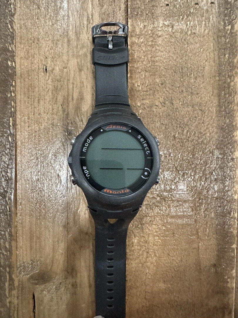 Aeris Manta Dive computer, Sports Equipment, Sports & Games, Water ...