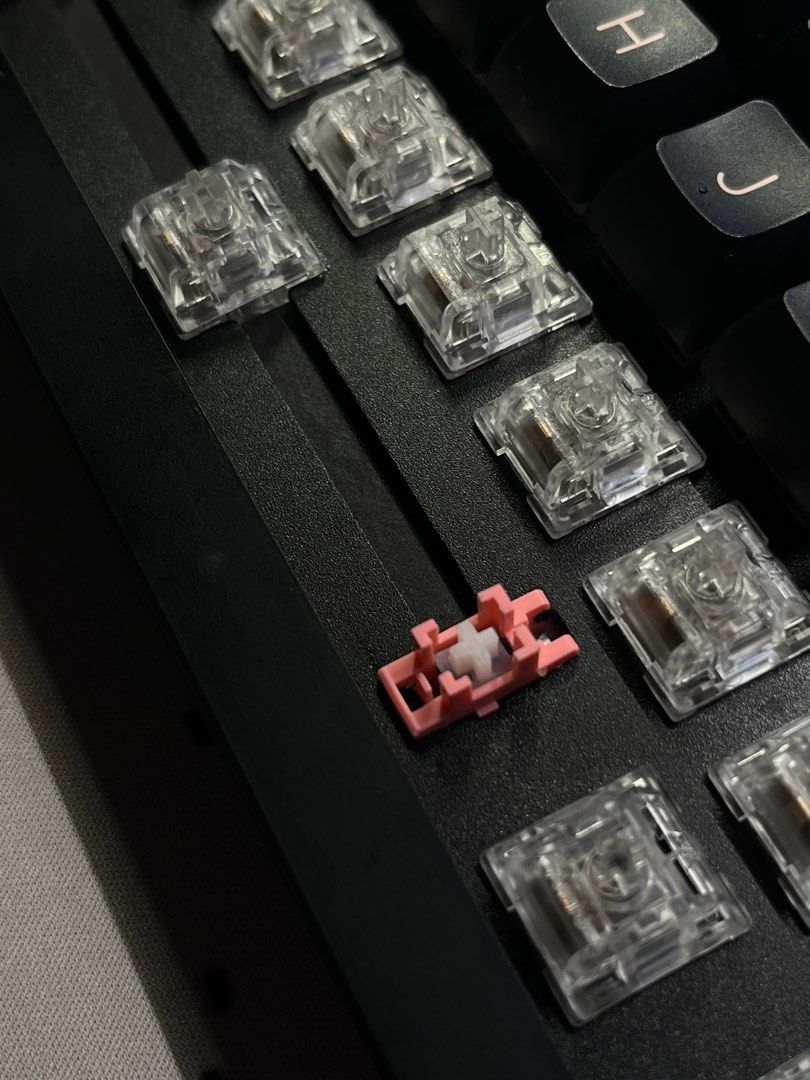 AKKO ACR Pro 68 — Acrylic Gasket Mount Mechanical Keyboard in Black ...