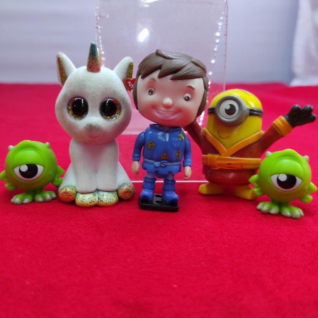 Assorted 1.6inches to 3.2inches collectible character figures 165 each ...