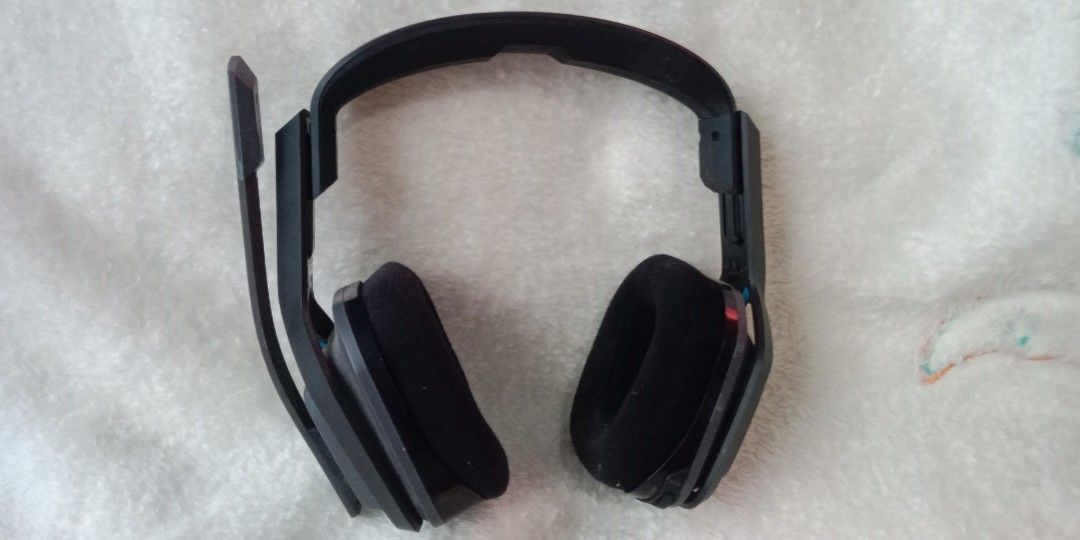 ASTRO GAMING A20 HEADSET, Audio, Headphones & Headsets on Carousell