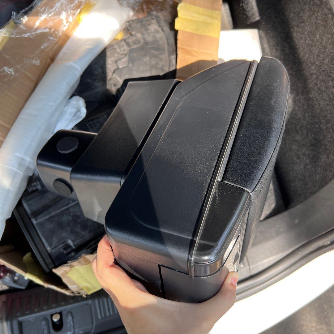 Black Suzuki Swift Arm Rest, Car Accessories, Accessories on Carousell