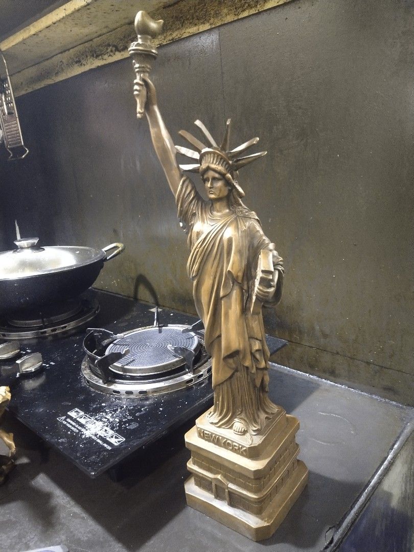 Brass statue of liberty display, Hobbies & Toys, Memorabilia ...