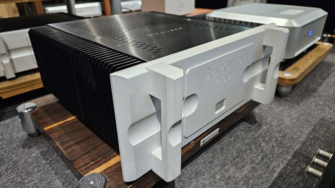 Bryston 28B3 monoblock Amplifier, Audio, Soundbars, Speakers ...