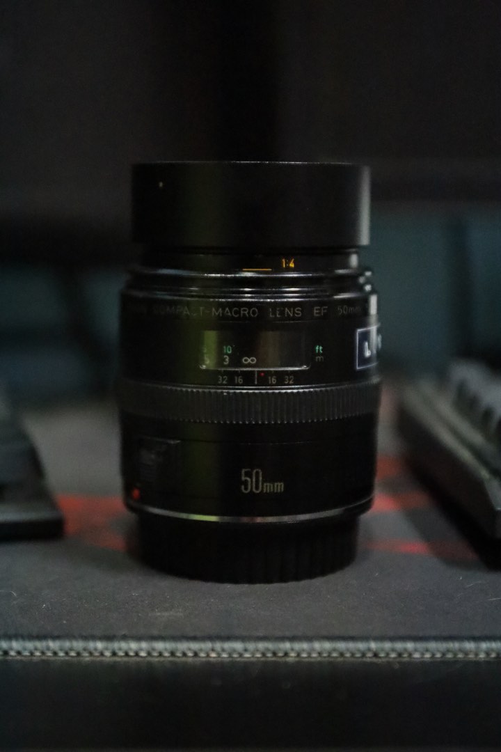 Canon 50mm 2.5 Macro, Photography, Lens & Kits on Carousell