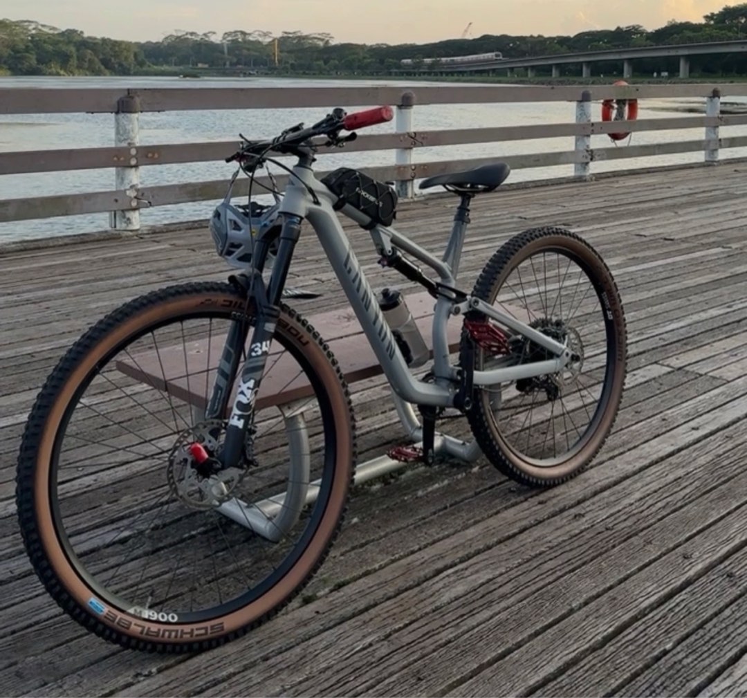 Canyon Neuron 7 Size L (2022) Mountain Bicycle For Sale, Sports ...