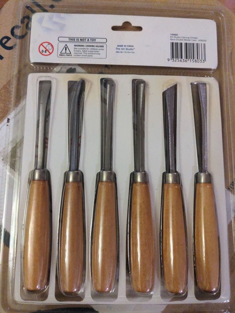 Carving chisel set, Hobbies & Toys, Stationery & Craft, Craft Supplies ...