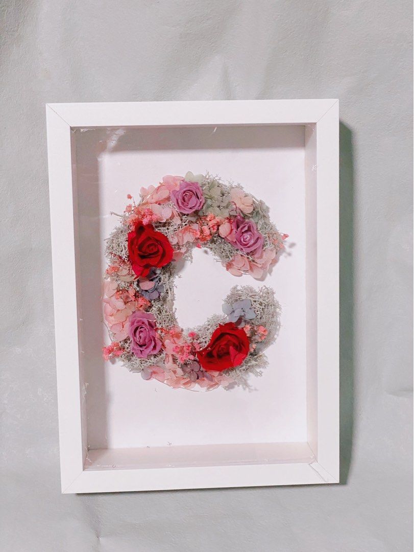 Customise Alphabet Photo Frame with preserved flower & rose, Hobbies ...