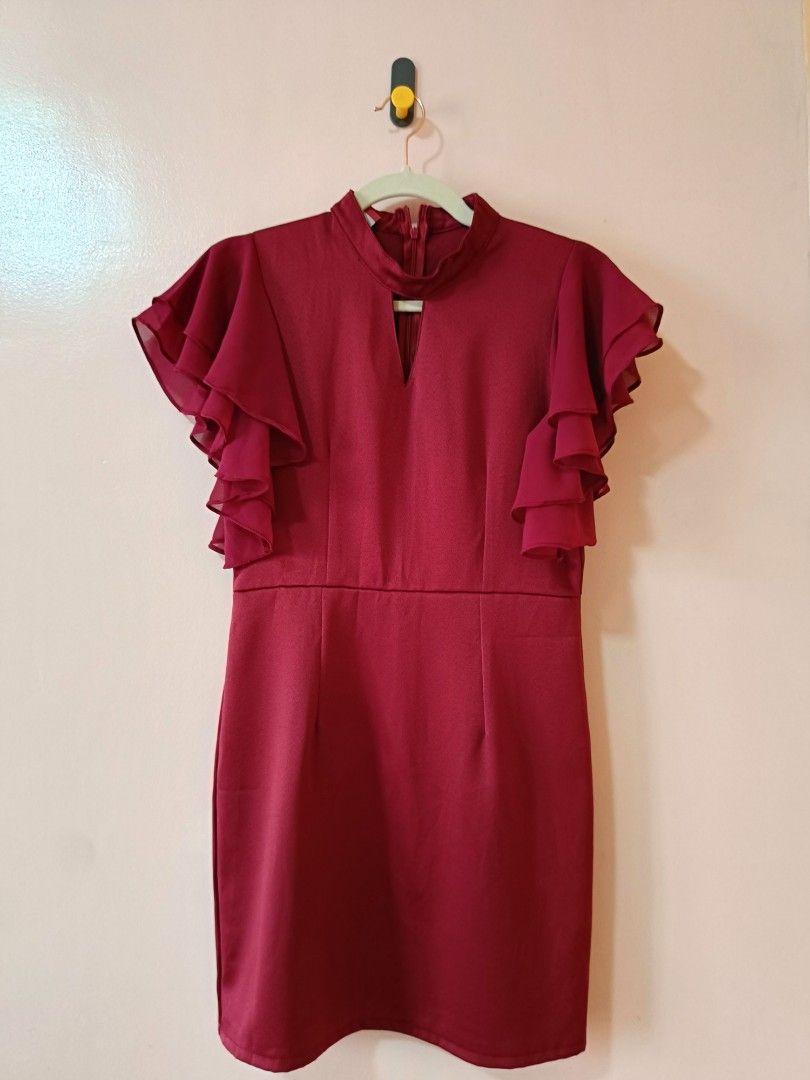 Deep Red Dress, Women's Fashion, Dresses & Sets, Dresses on Carousell