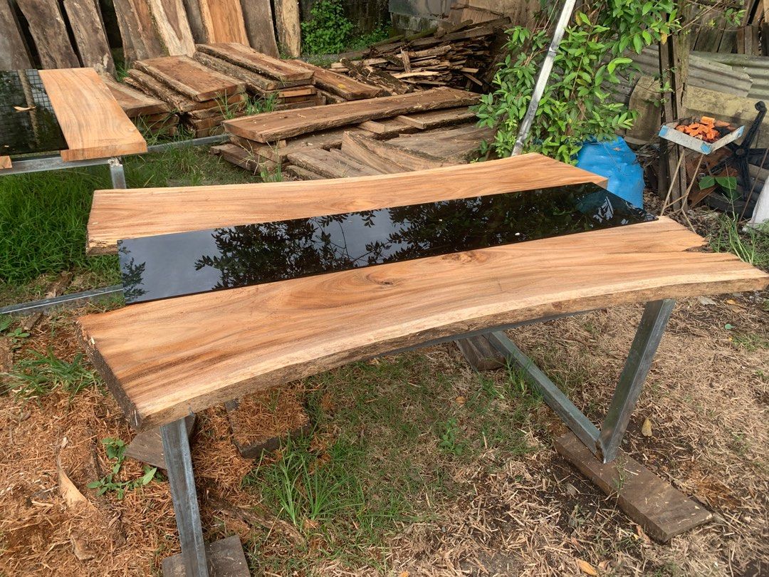 Dining Table Live Edge Acacia Center Glass 5x3ft 6 seaters, Furniture ...