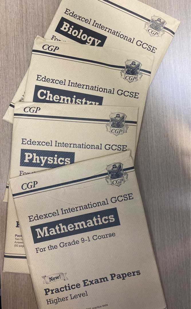 Edexcel IGCSE PHY,CHEM,BIO&MATH, 其他, 其他 - Carousell